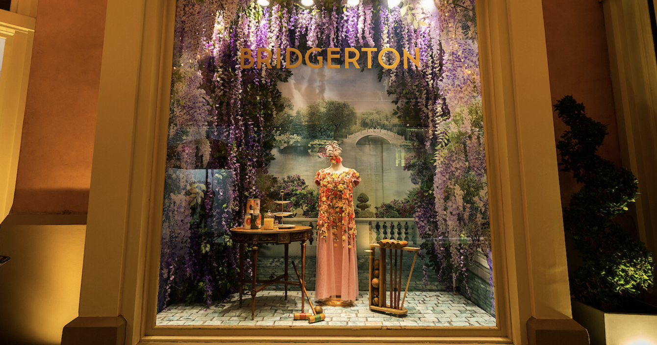 Immersive CX with Online Pop-Up Shops